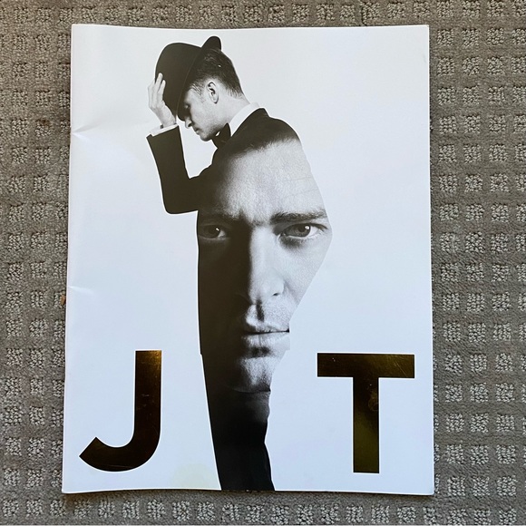 Accents | Justin Timberlake The 220 World Tour Concert Souvenir Book ...